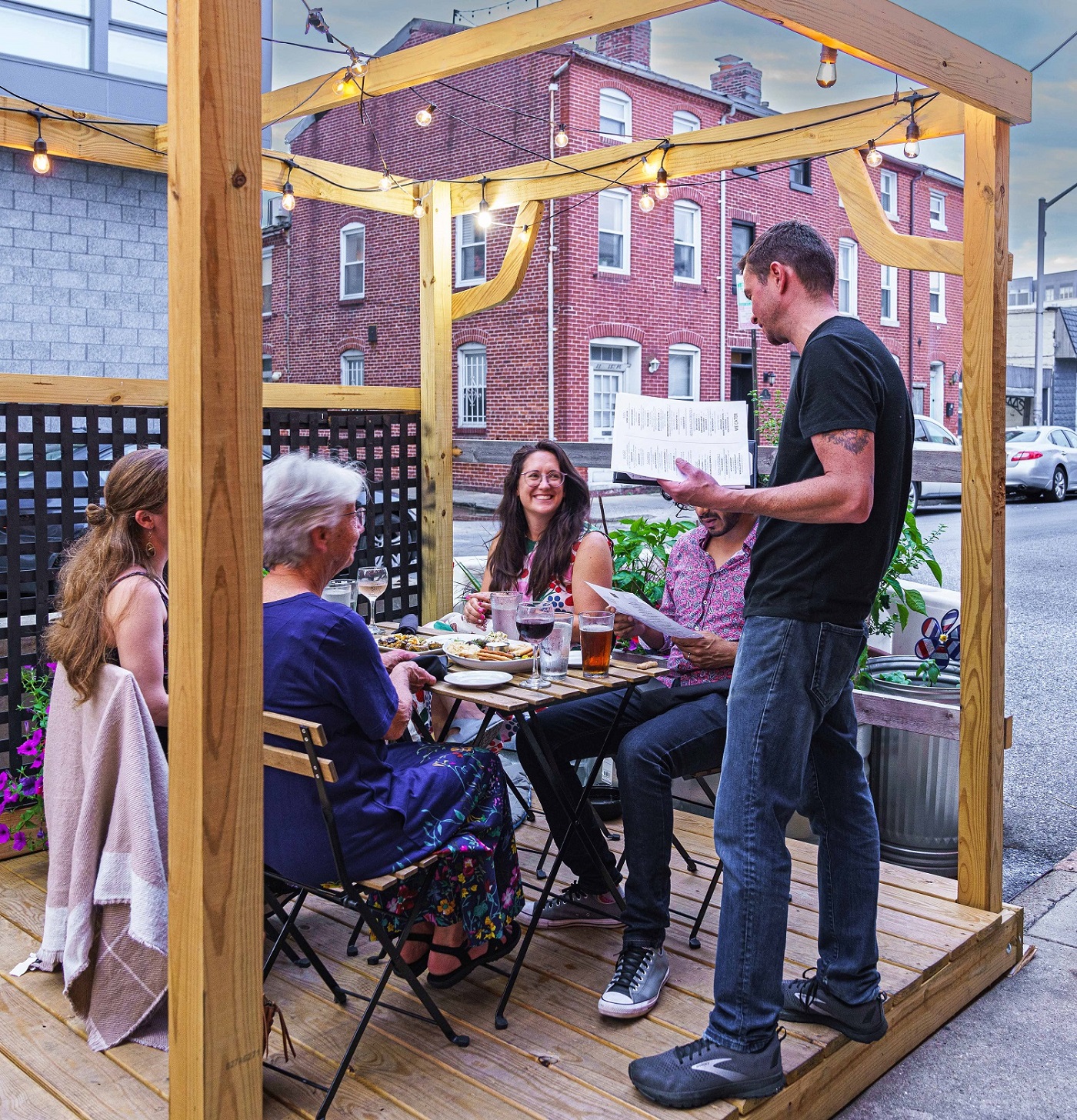 ‘Parklet’ Dining Is Here to Stay – South Baltimore Peninsula Post